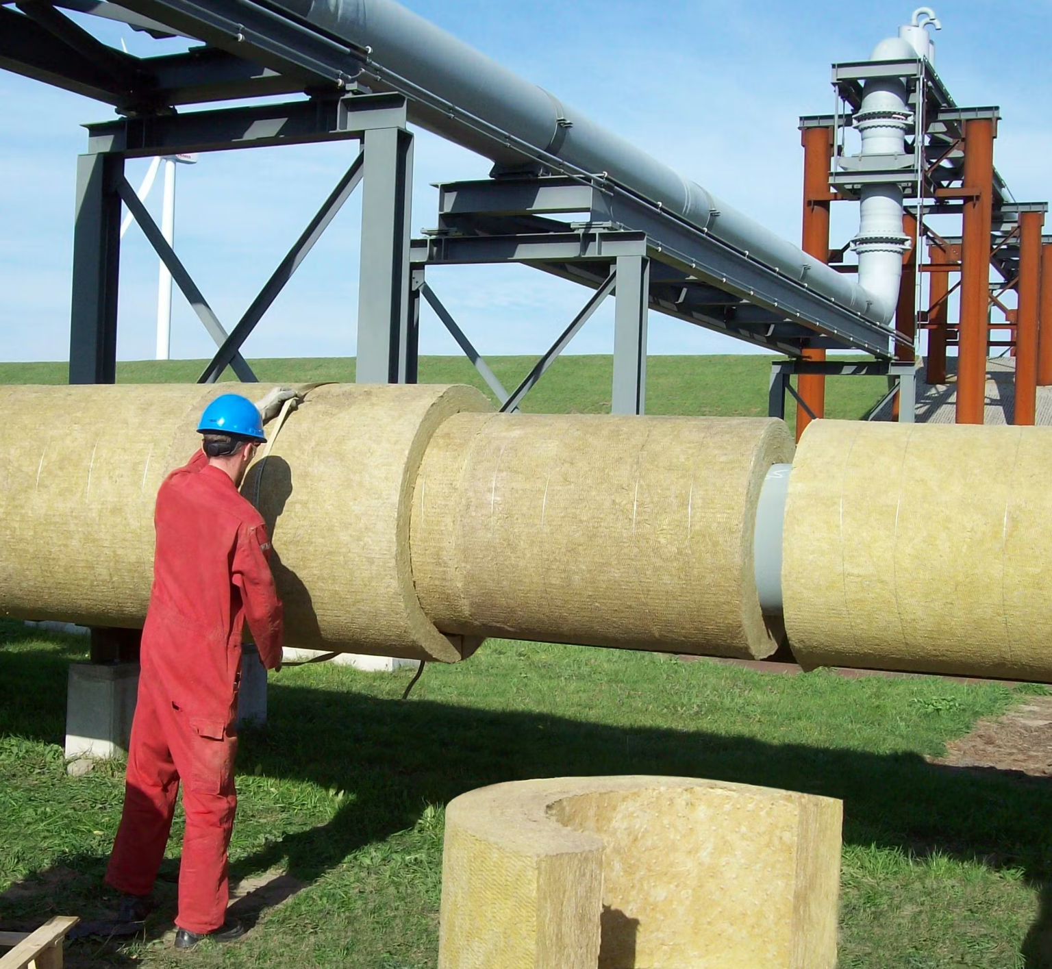 Hot Insulation Materials for Steam Pipes
